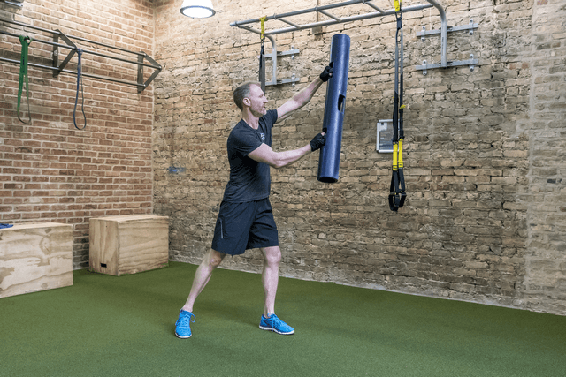ViPR Workout - Full Body Blast | Chicago Athletic Clubs